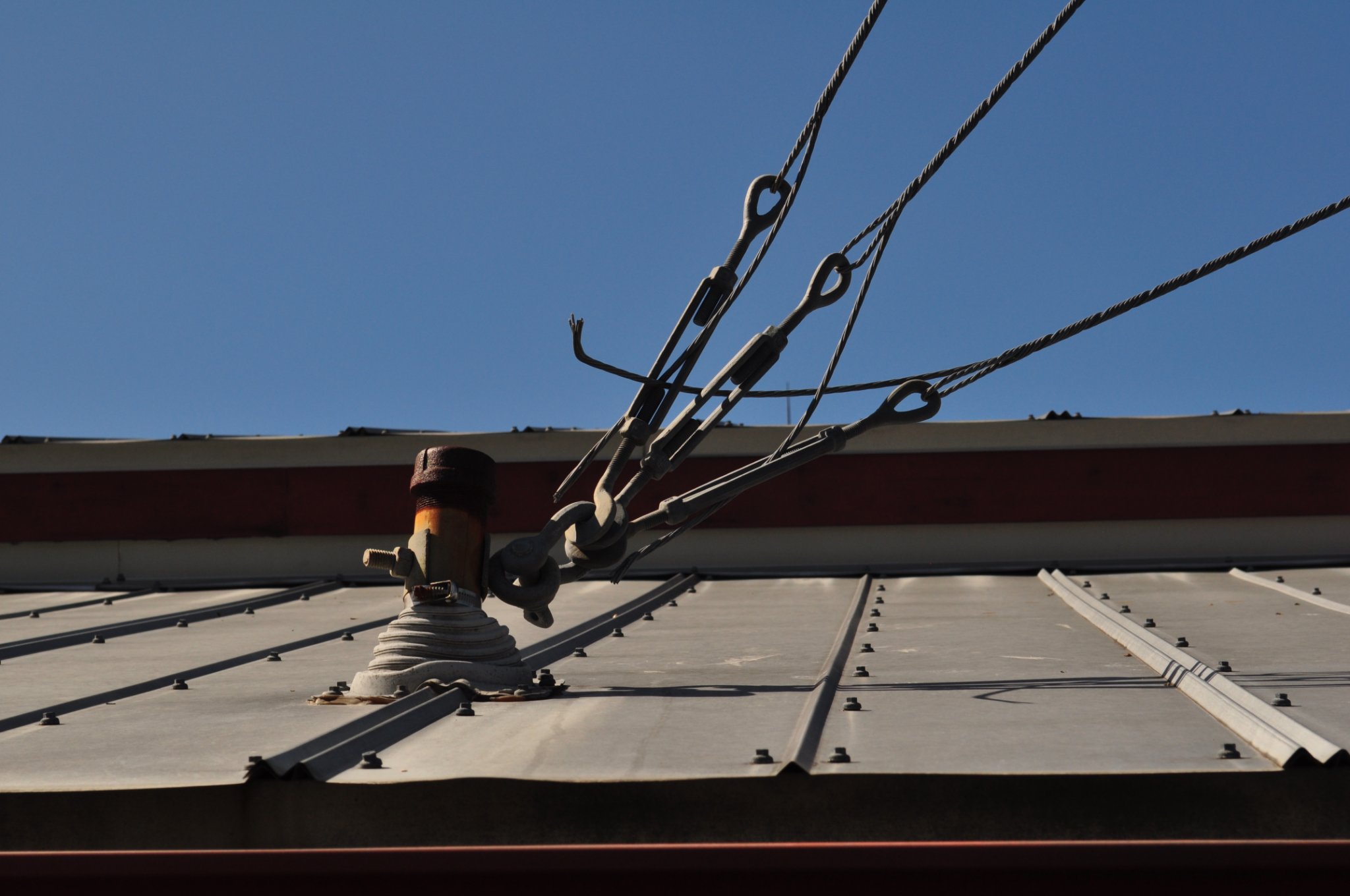 Photoalbum/Repeaters/145.170-AG4BV/Guy Attachment